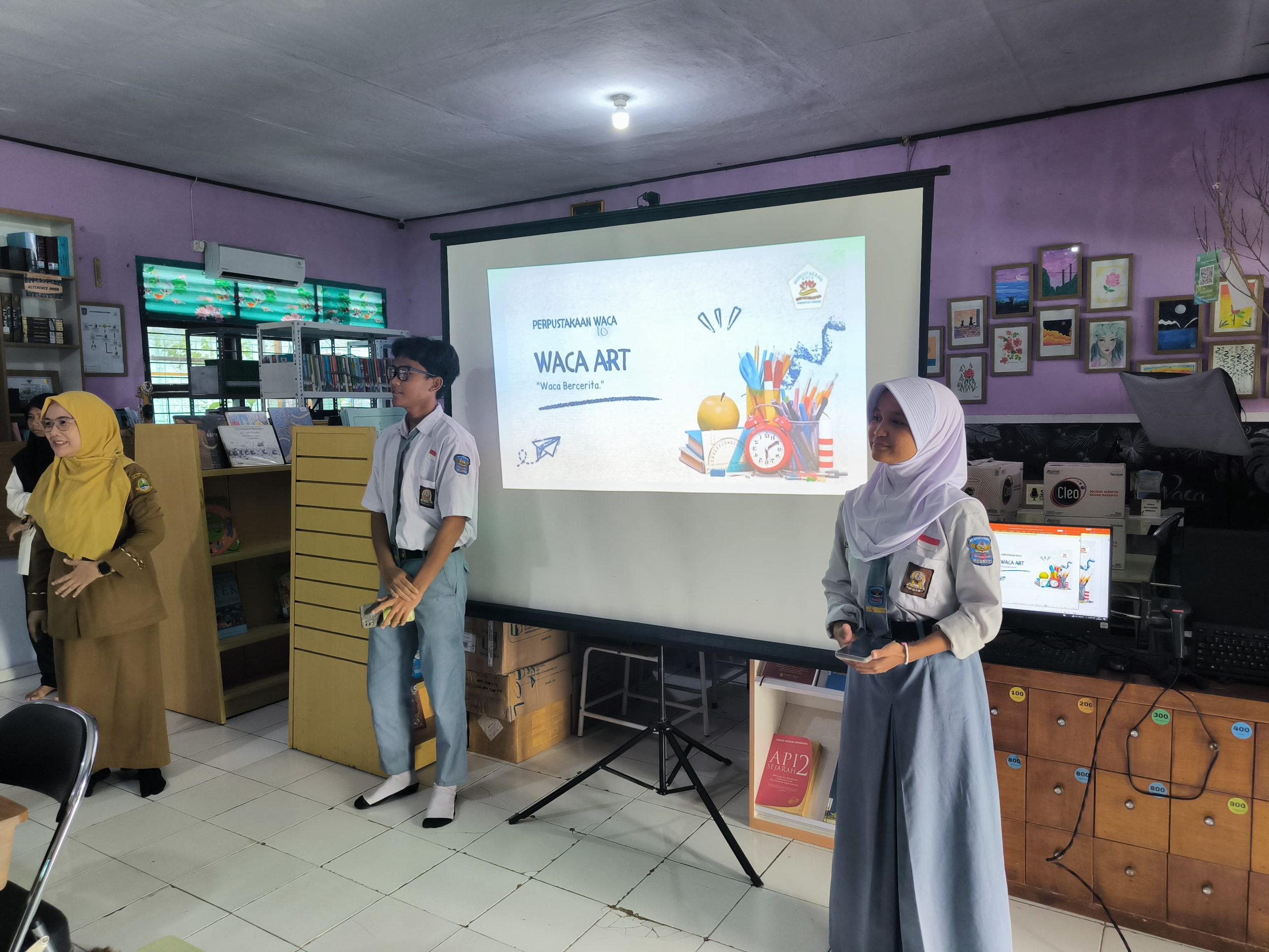 Perpustakaan Waca dan Duta Baca SMAN 1 Astanjapura Gelar Kelas Waca Art dengan Teknik Watercolor ...